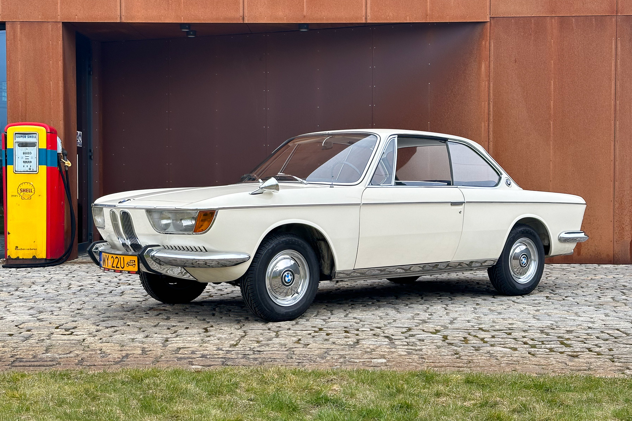 BMW 2000c Automatic – Stacja Klasyki